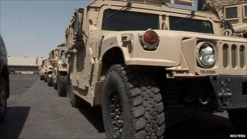 US Army loads up Iraq equipment for journey home - BBC News
