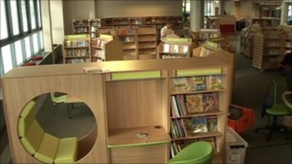 New Paignton library has cafe and garden - BBC News