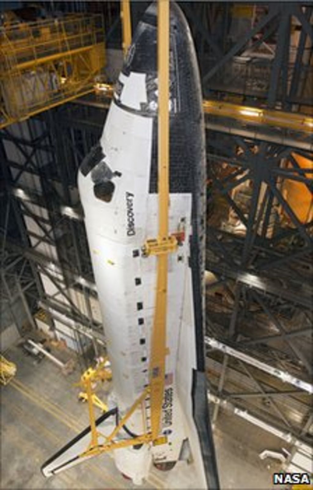 Discovery shuttle is prepared for its final voyage - BBC News