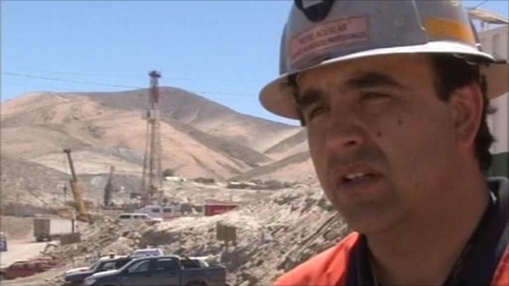 Chilean mine engineer explains rescue effort - BBC News