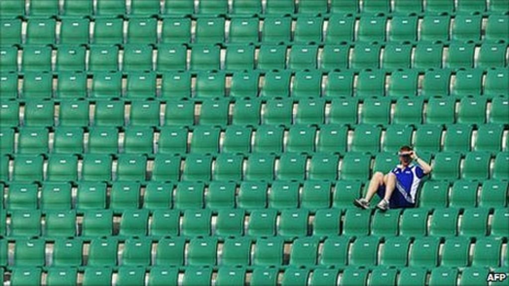 How to fill empty stadiums - BBC News