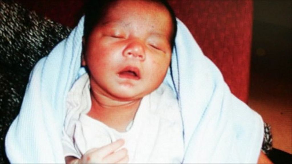 Oxford hospital heart baby 'died of natural causes' - BBC News