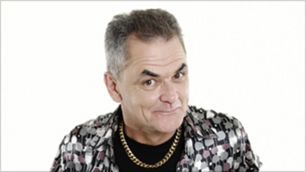 Scottish actor Gerard Kelly dies aged 51 - BBC News