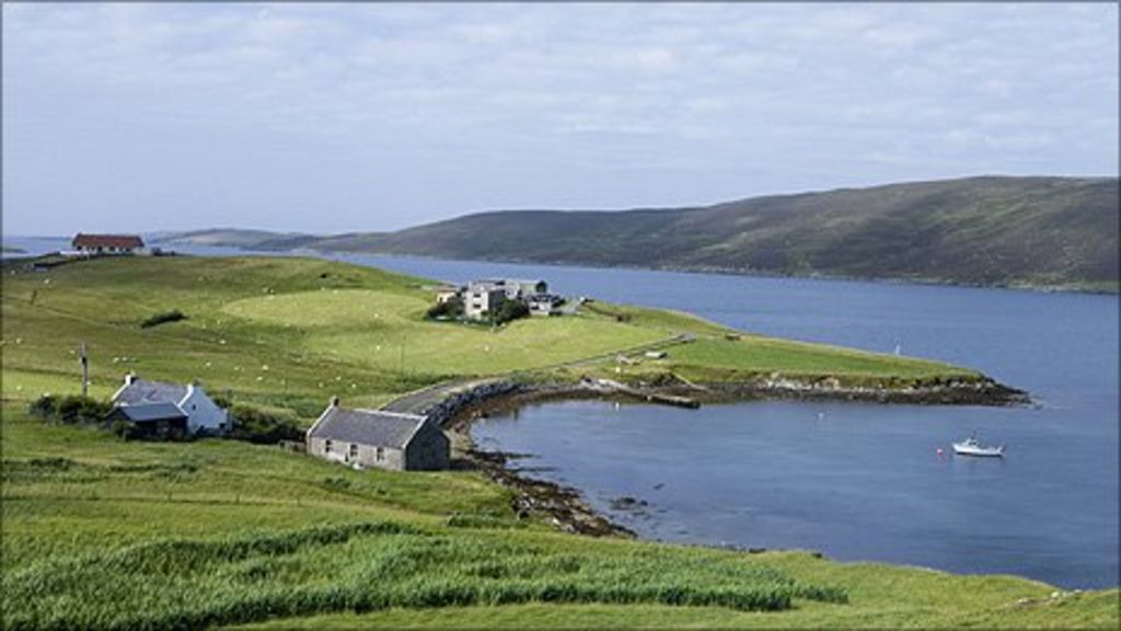 Shetland named in 10 top tourist sites by Lonely Planet - BBC News