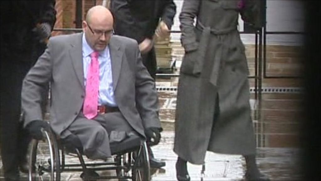 7/7 Tube passenger blown out of carriage after explosion - BBC News