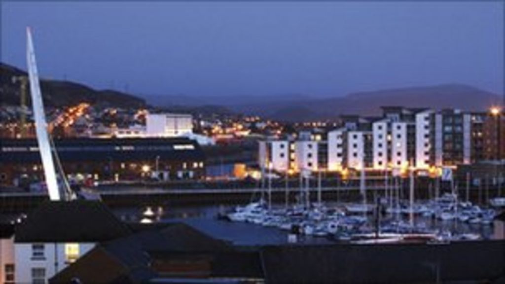 SA1 waterfront complex in Swansea brings 90 jobs - BBC News