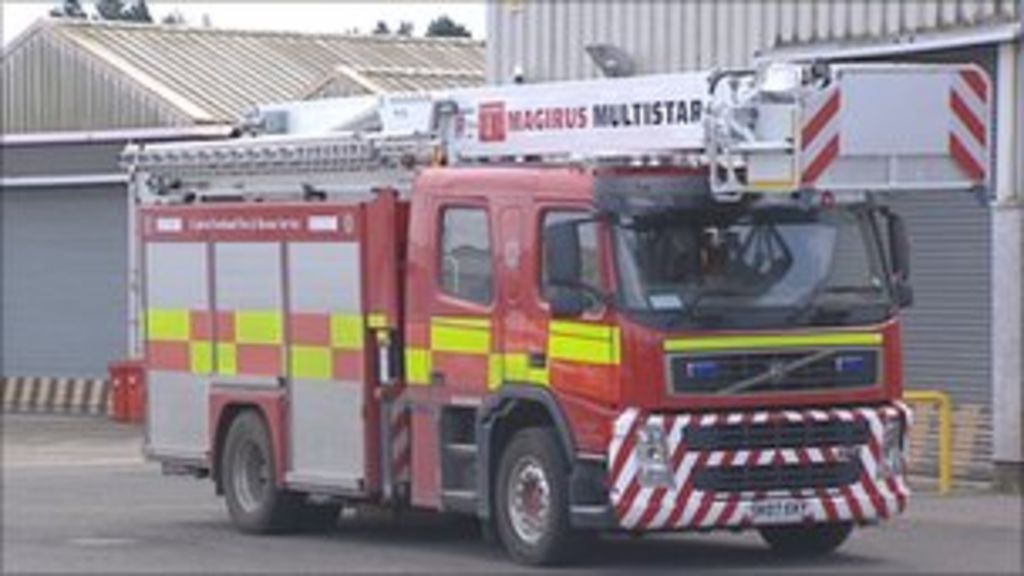 Legal action planned over 'too big' fire engines - BBC News