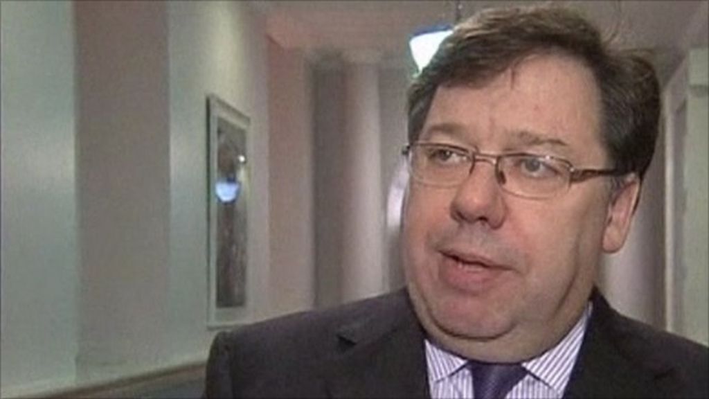 Ireland PM Brian Cowen denies EU bail-out - BBC News