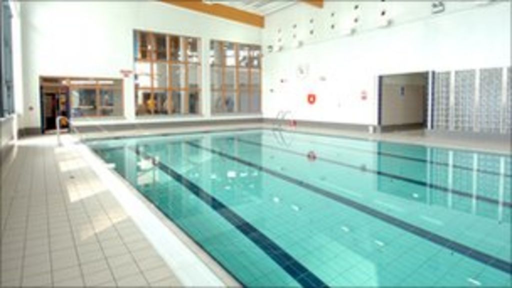Fewer children use swimming pools - BBC News