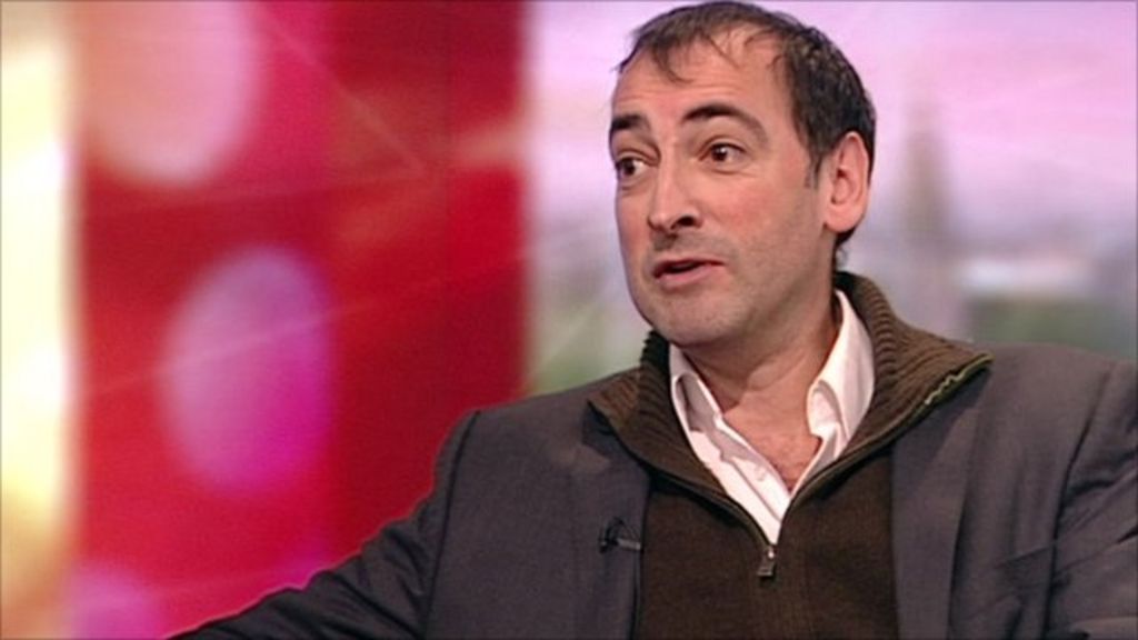 Alistair McGowan takes on the role of Noel Coward - BBC News
