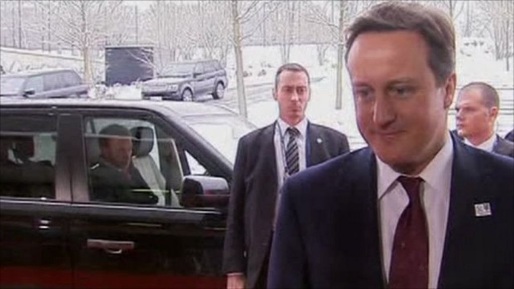 Cameron and Beckham arrive for final presentation bid - BBC News