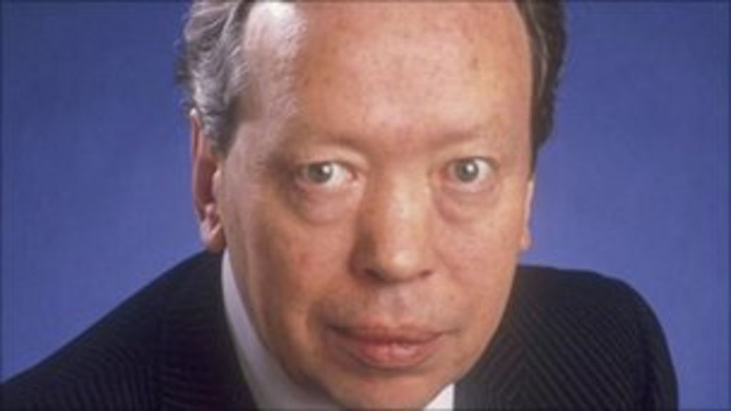 Political commentator Anthony Howard dies - BBC News