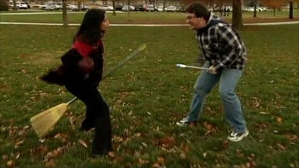 How to play real-life Quidditch - BBC News