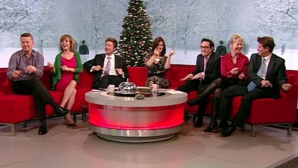 A Christmas sign-off from BBC Breakfast - BBC News