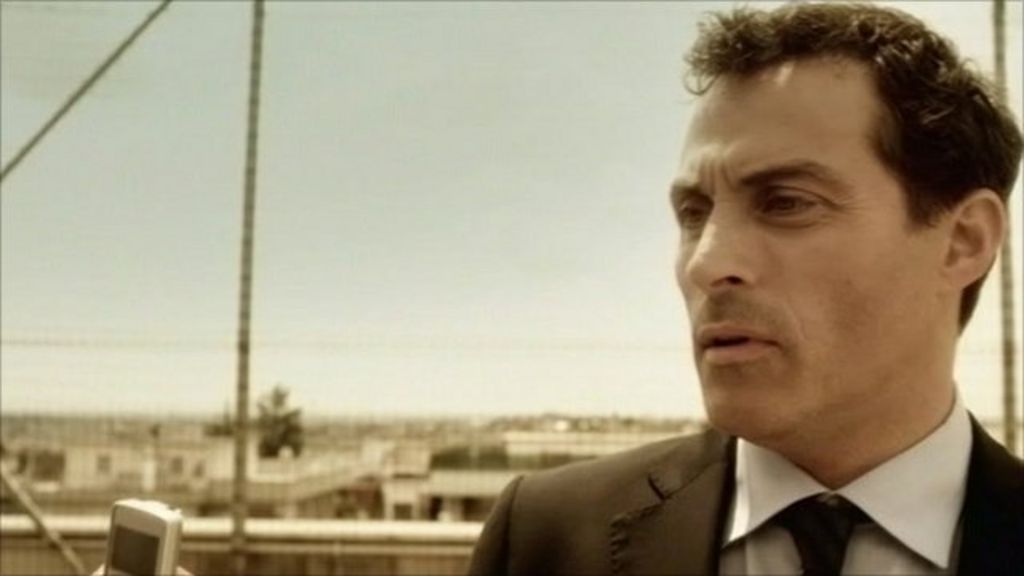 Rufus Sewell on playing Detective Aurelio Zen - BBC News