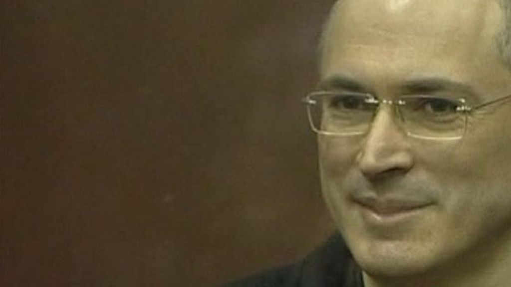 Mikhail Khodorkovsky gets six more years in Russia jail - BBC News