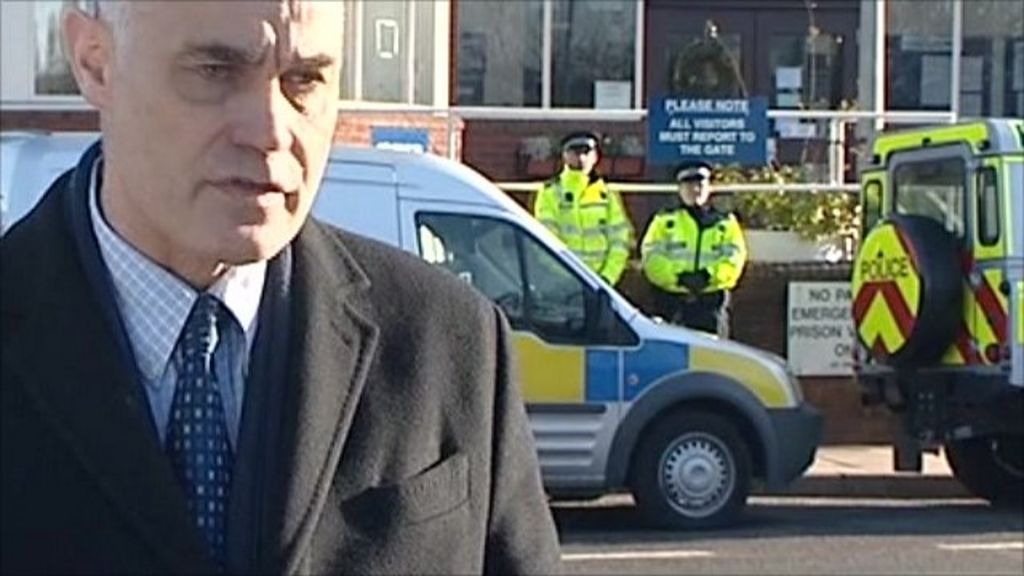 Ford open prison staffing levels to be reviewed - BBC News