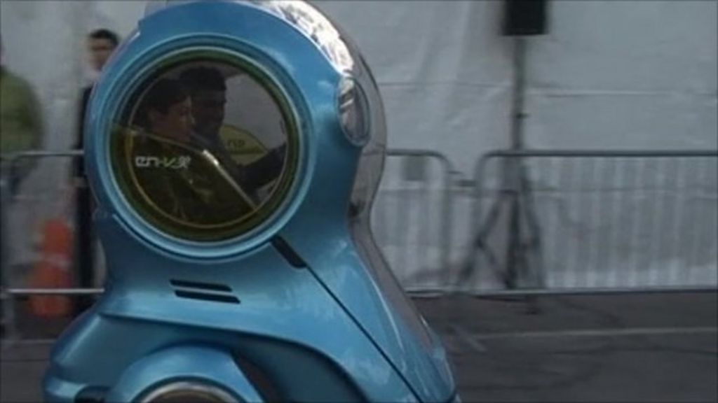 'Gadget cars' make their debut in Las Vegas - BBC News