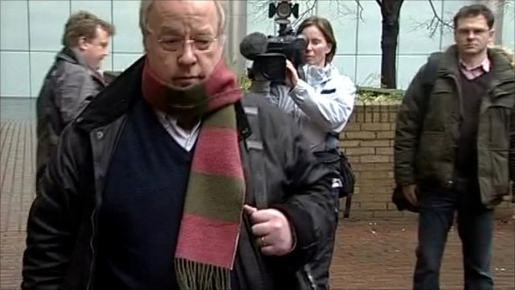 'Ruthless' trader Terry Freeman admits £14m fraud - BBC News