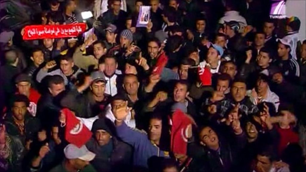 Celebrations in Tunisia as president makes concessions - BBC News