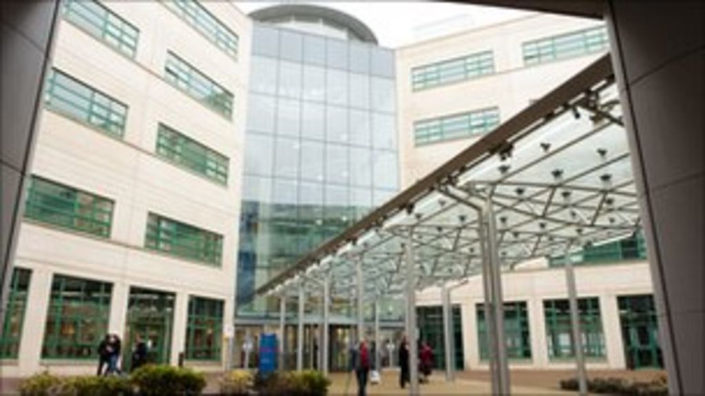 Swindon's Great Western Hospital warns over A&E misuse - BBC News