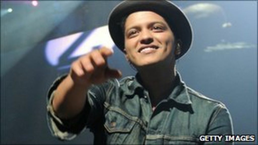 Bruno Mars songwriters top 2010 chart - BBC News