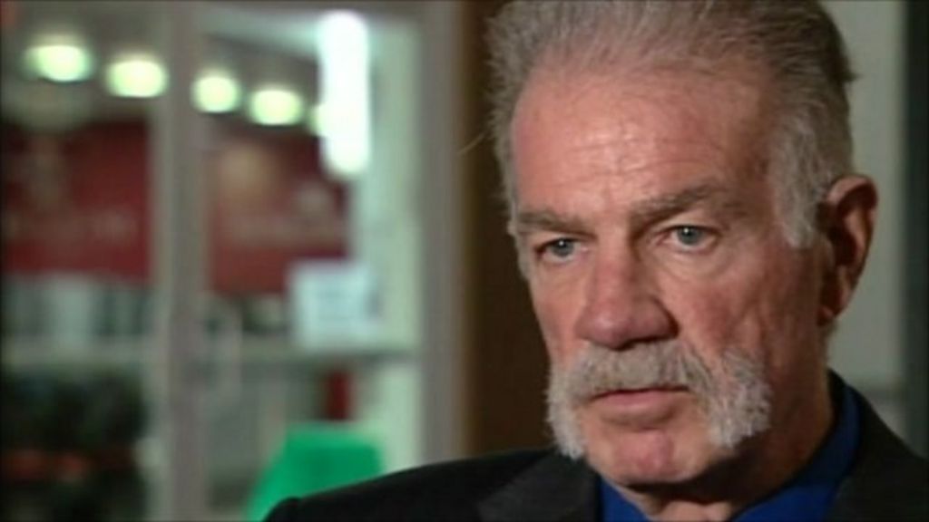 US pastor Terry Jones: 'I am not an extremist' - BBC News