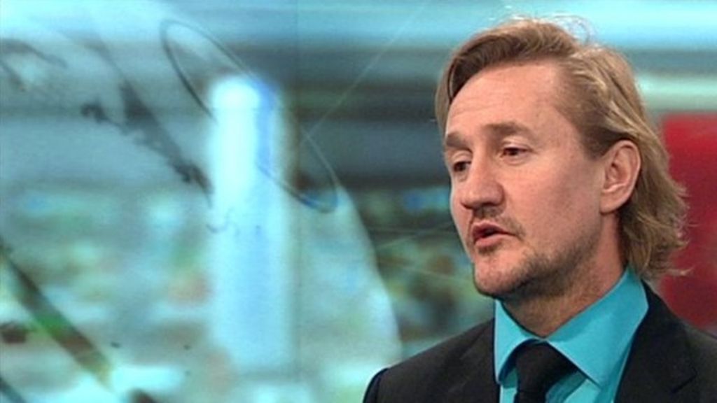 Amazon buys Lovefilm DVD service - BBC News