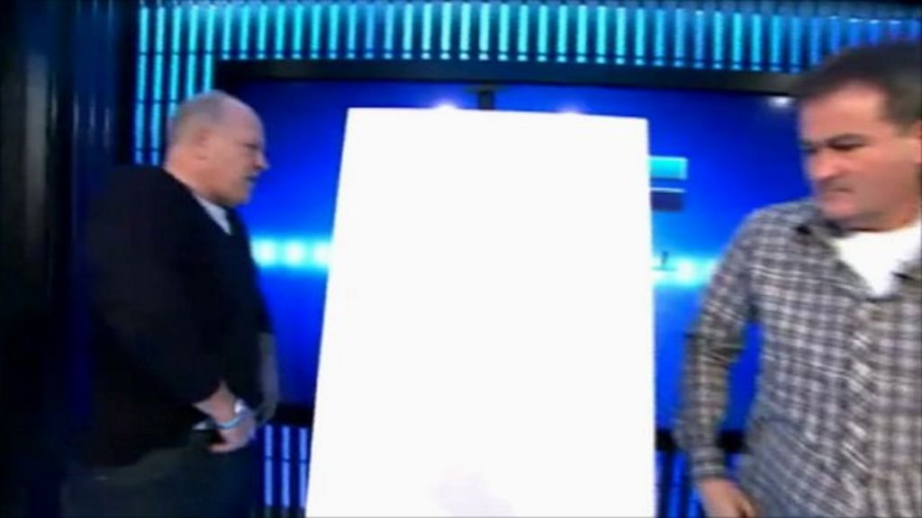 Andy Gray sacked for 'unacceptable' behaviour - BBC News