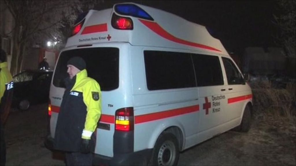 Aftermath of deadly German train crash - BBC News