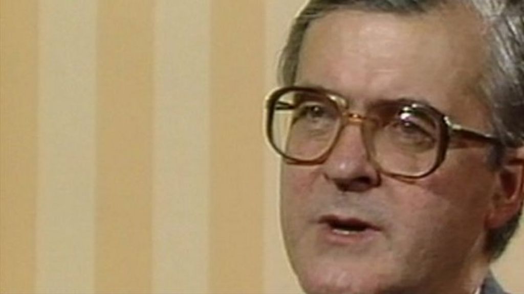 Lord Baker recalls National Curriculum reform 'milestone' - BBC News