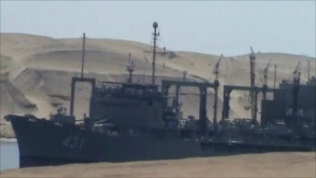 Iranian ships entering Suez Canal seen as 'provocation' - BBC News