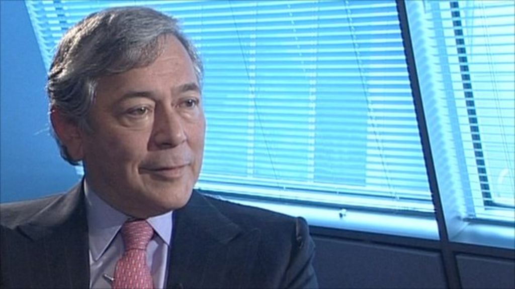 Lloyds boss Eric Daniels to decide on bonus in 2013 - BBC News