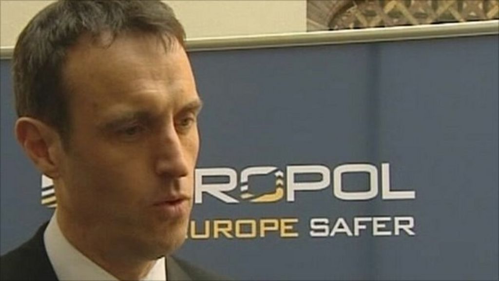 Europol chief hails successful paedophile ring operation - BBC News