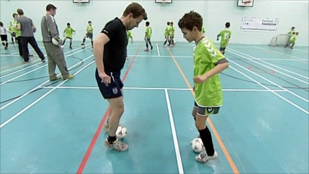 What exactly is 'futsal'? - BBC News