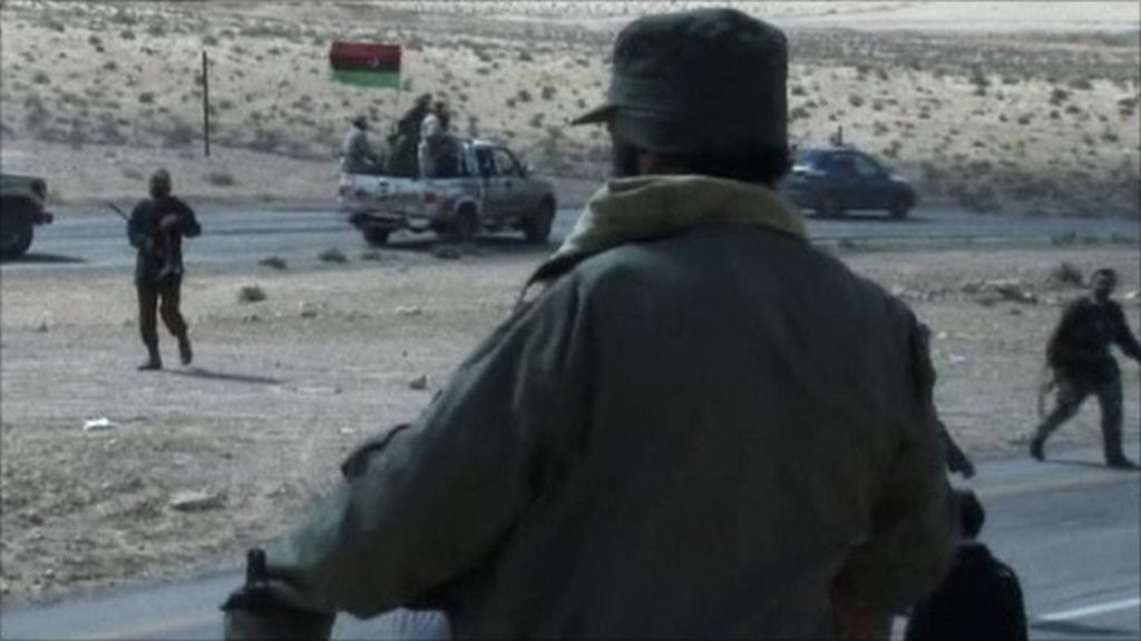 Gaddafi forces push back rebels - BBC News