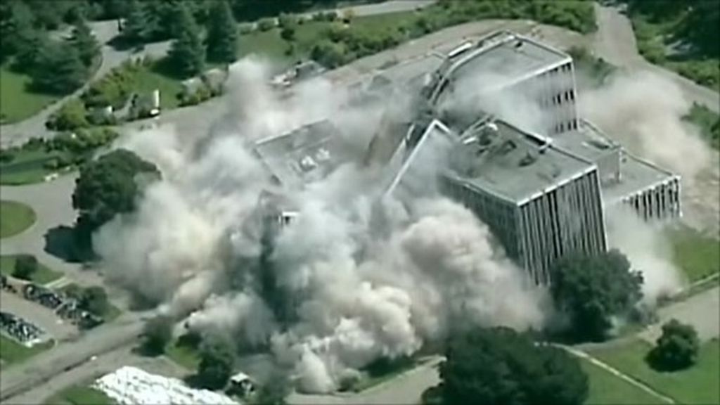 US building implodes in controlled blast - BBC News