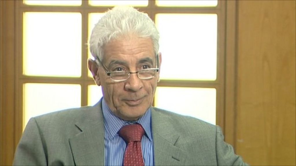 Moussa Koussa: Libya could become 'a new Somalia' - BBC News