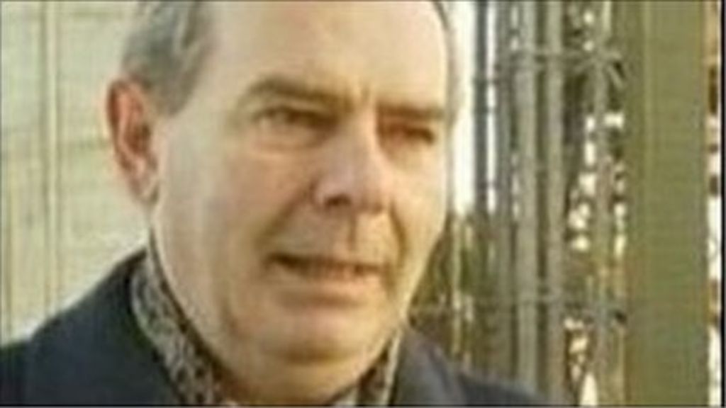Sean Quinn anger at Anglo Irish Bank move - BBC News