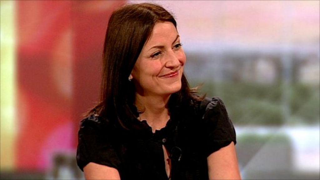 Davina on TV documentary 'Long Lost Family' - BBC News