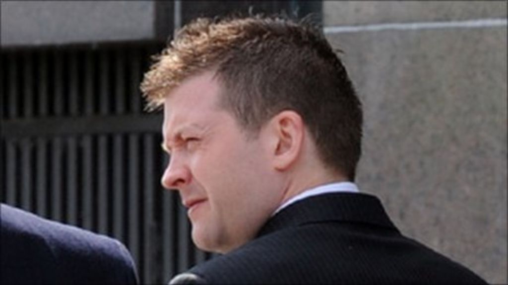 Drink drive Pc Richard Gill faces losing job - BBC News