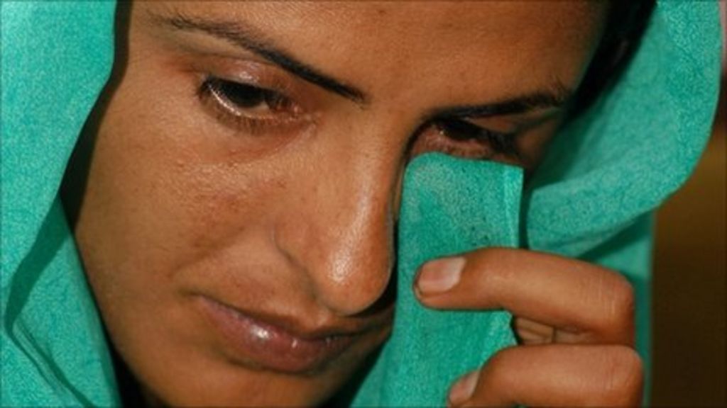 Pakistan: Acquittals in Mukhtar Mai gang rape case - BBC News