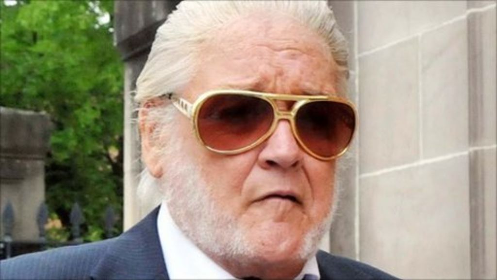 Singer PJ Proby 'cheated benefits system out of £47,000' - BBC News