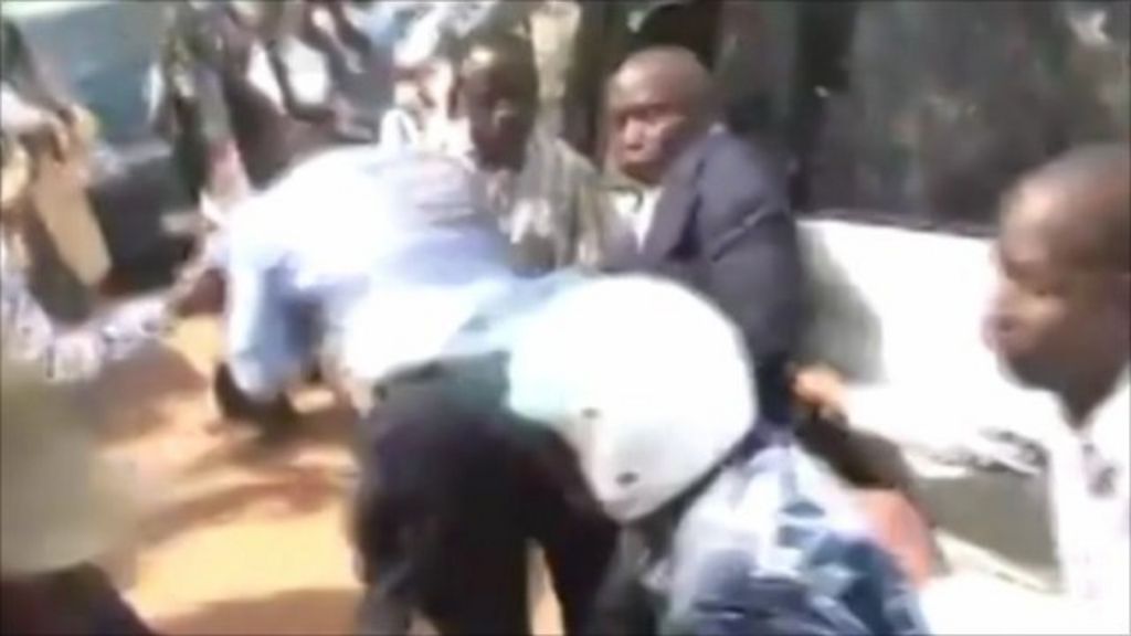 Uganda arrest incites violent protest - BBC News