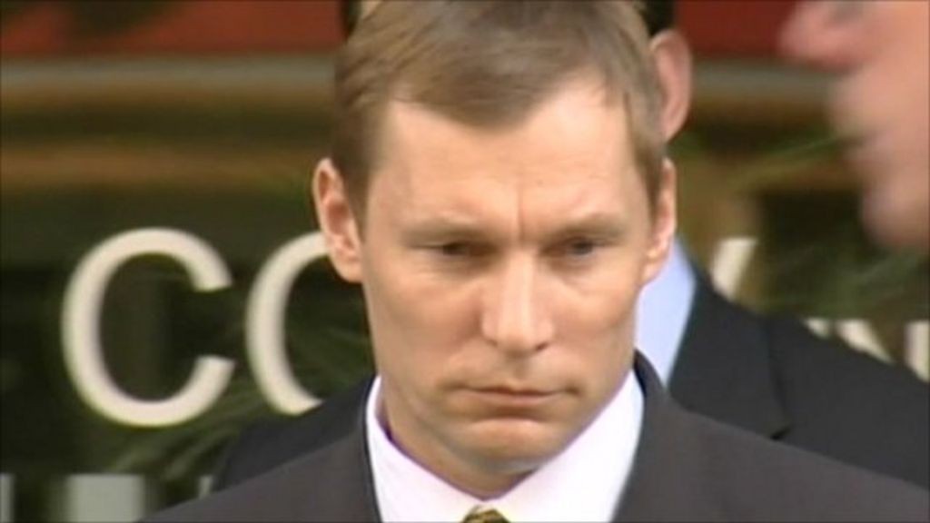 Ian Tomlinson unlawfully killed by Pc at G20 protests - BBC News