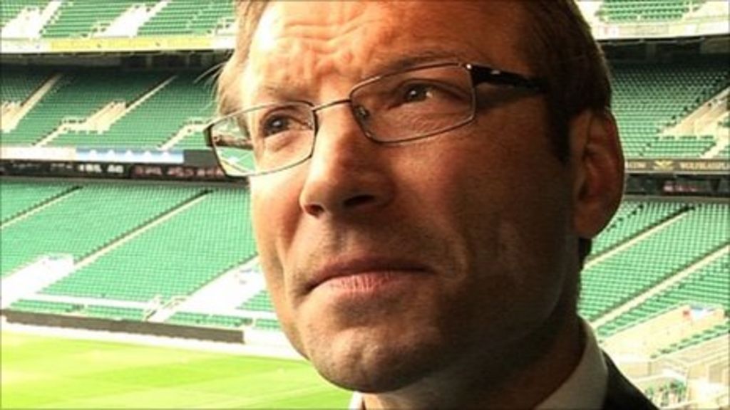 Rob Andrew backs John Steele to keep RFU post - BBC Sport
