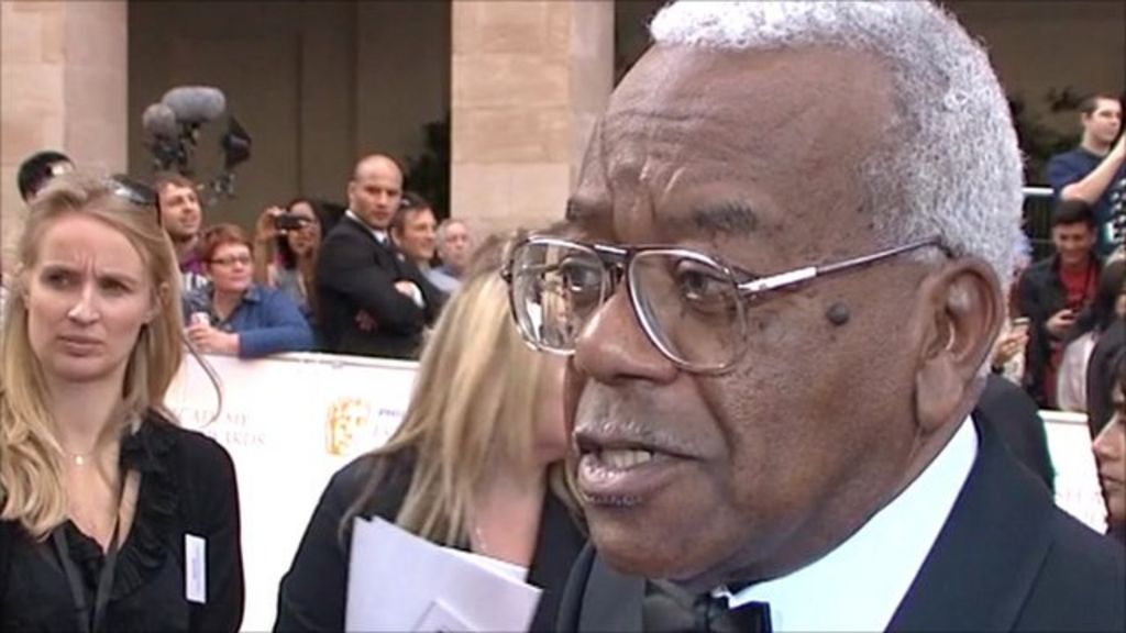 Sir Trevor 'proud' of Bafta honour - BBC News