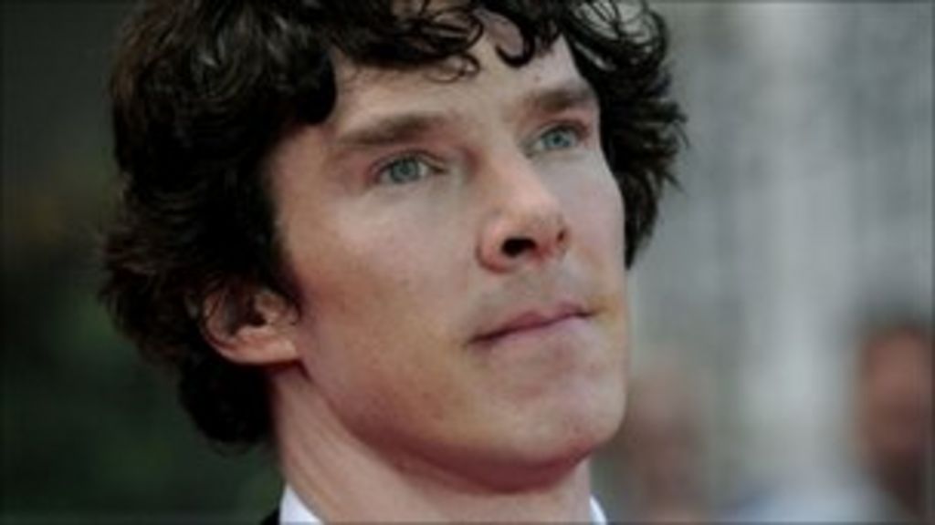 Sherlock star Benedict Cumberbatch set for Hobbit role - BBC News