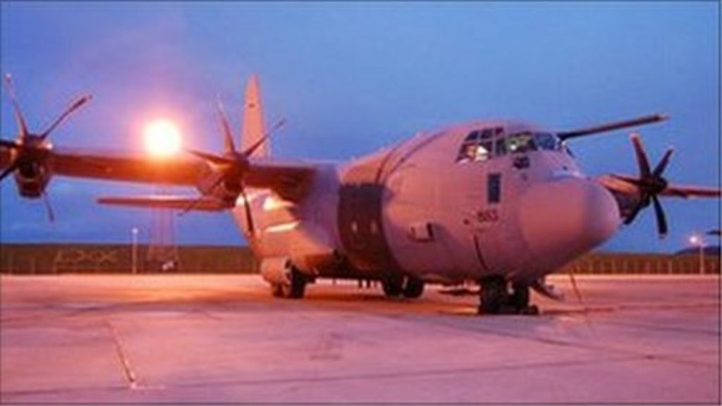 RAF Lyneham: MoD reveals details of training centre plan - BBC News