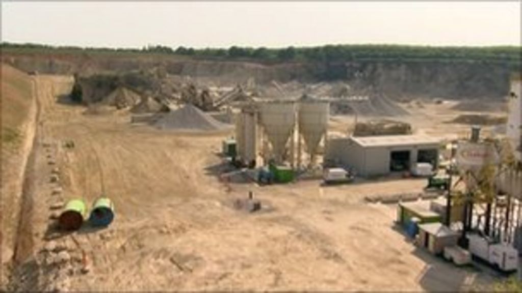 Plans for almost 100 quarries and waste sites in Kent - BBC News
